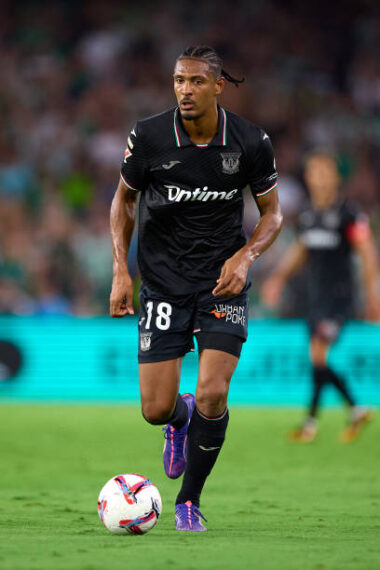 20 Soccer Players Who Wear The Number 18 Jersey (2024/25) - Top Soccer Blog