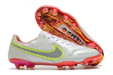 Top 10 Best Soccer Cleats in 2025 - Top Soccer Blog