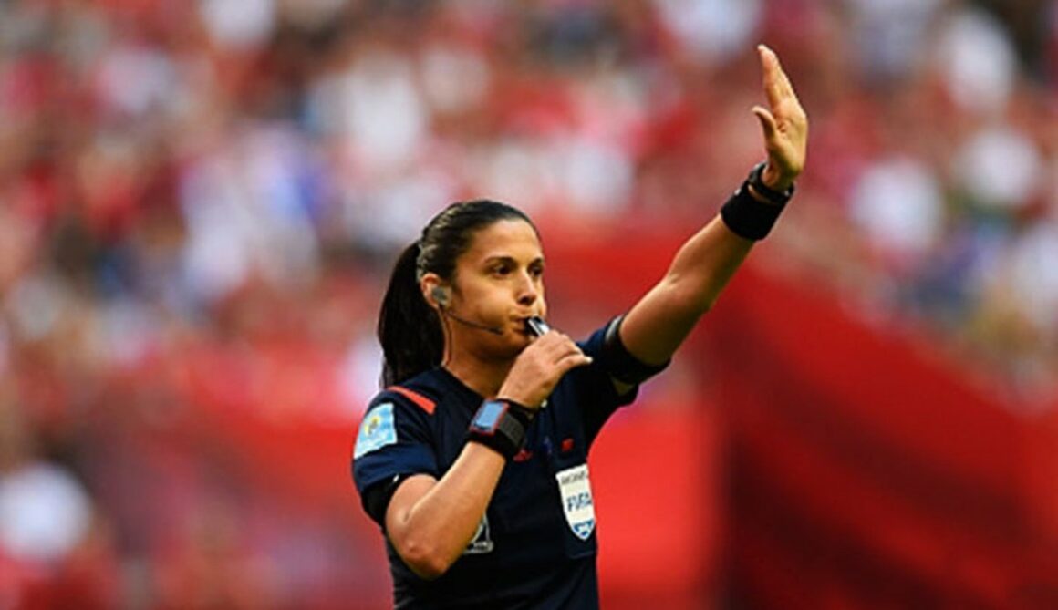 Top 10 Best Female Soccer Referees In The World - Top Soccer Blog